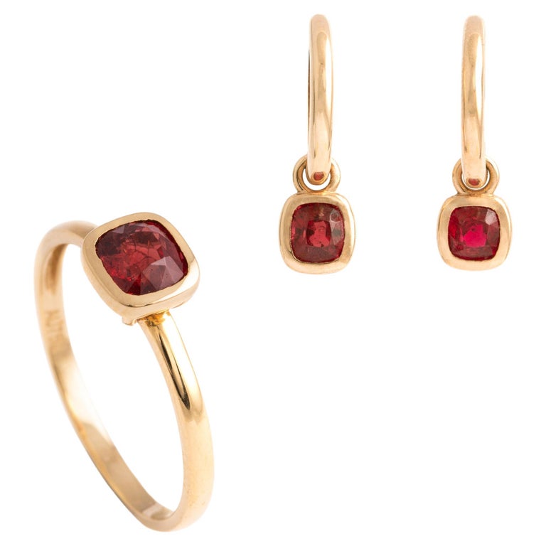 Natural Spinel 18k Gold Set For Sale at 1stDibs