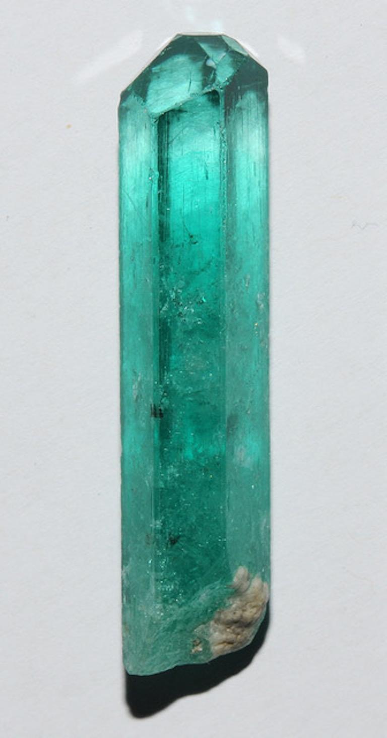 Natural Uncut Emerald in Original Growth of Hexagonal Prism 61.90 ...