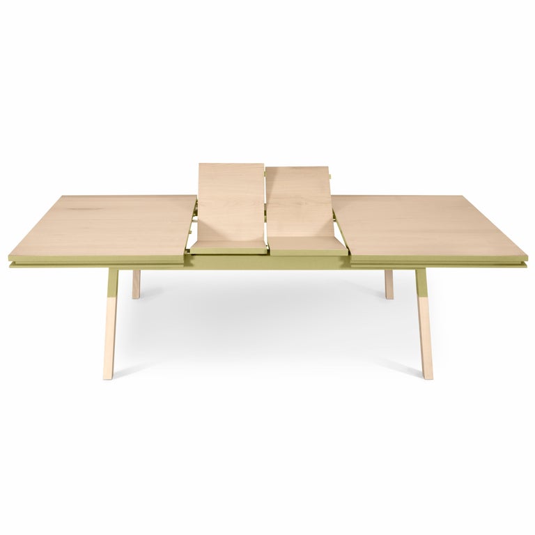 Yellow short pants finish for this extensible dining table in solid ...