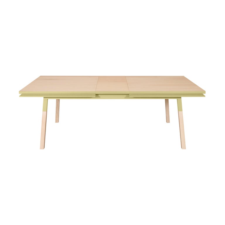 Yellow short pants finish for this extensible dining table in solid ...