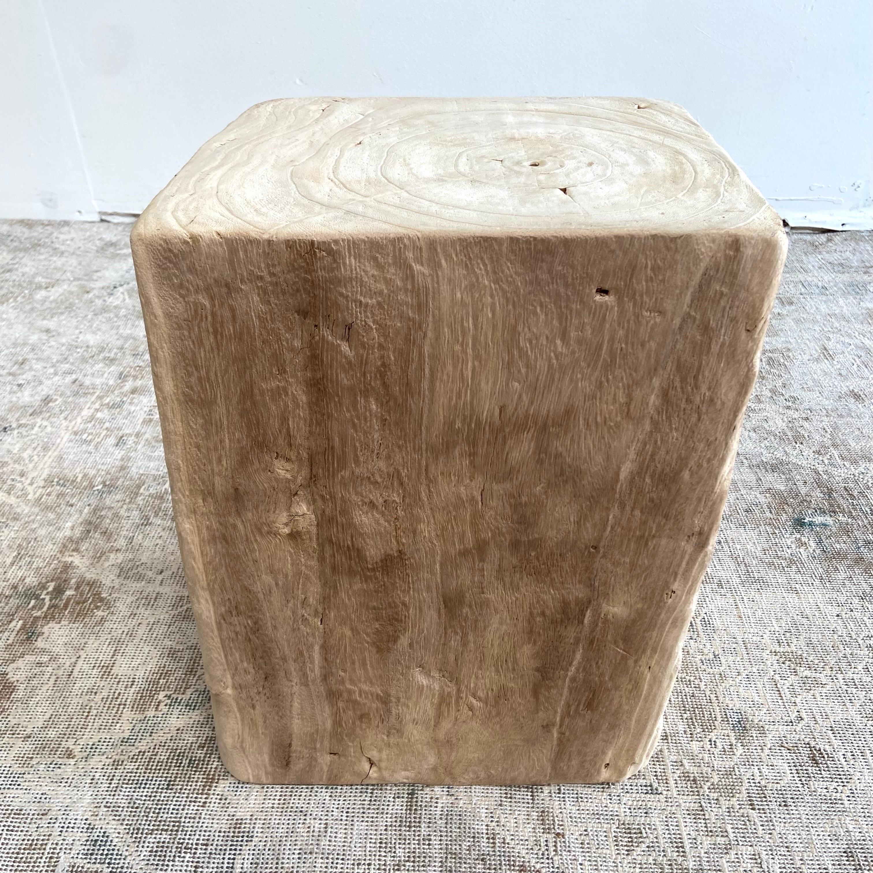 Natural Wood Stump Side Table or Stool For Sale at 1stDibs