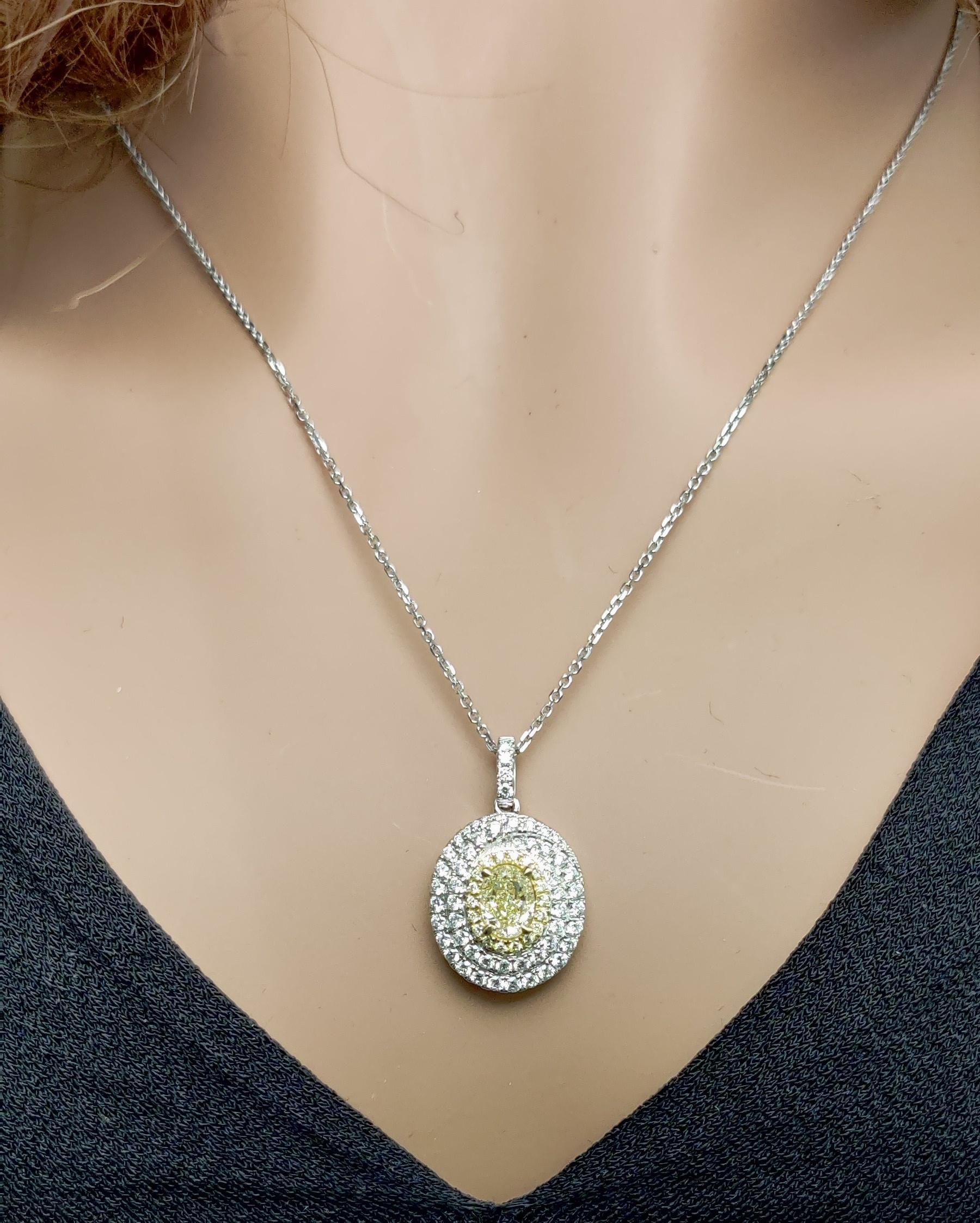 Natural Yellow Oval Diamond 1.57 Carat TW Gold Drop Pendant For Sale at ...