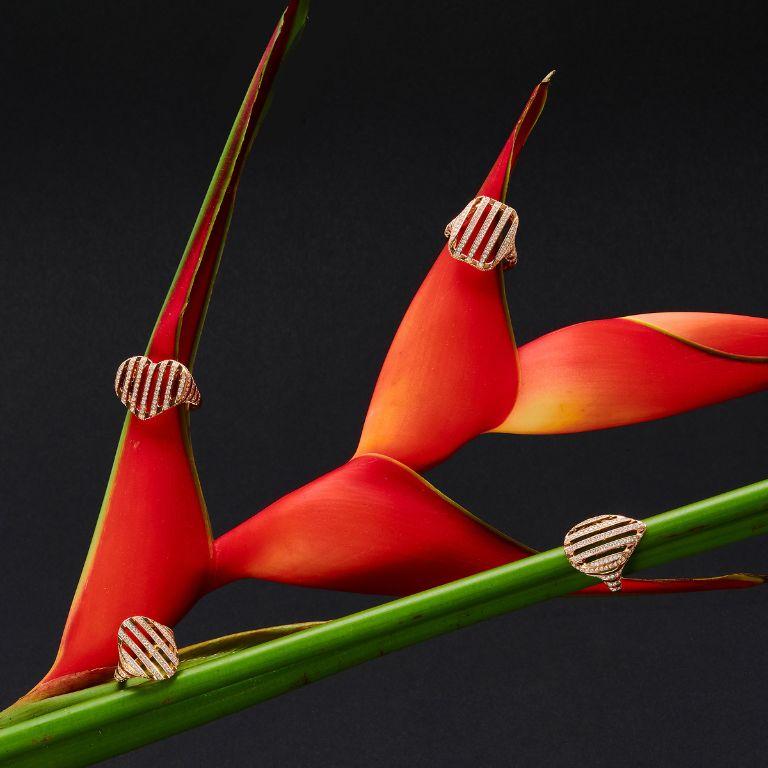 Customizable Nava Joaillerie Cut rectangle ring / 18K yellow gold / 148 ...