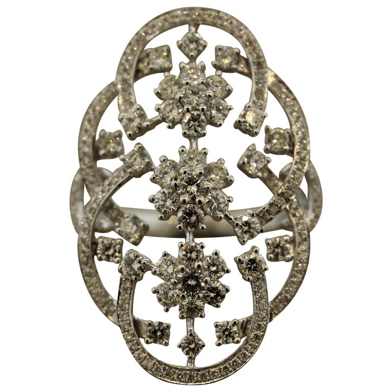 Navette Style Diamond Gold Ring For Sale at 1stDibs