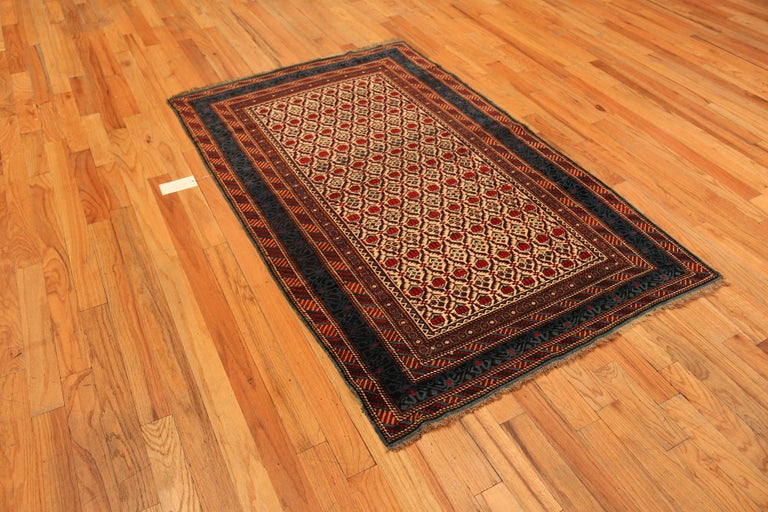 Nazmiyal Collection Antique Caucasian Dagestan Rug. 4 ft 3 in x 6 ft 9 ...