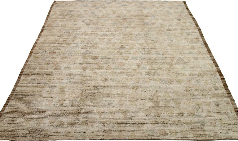 Nazmiyal Collection Cream Geometric Modern Distressed Rug. 10 ft 9 in ...