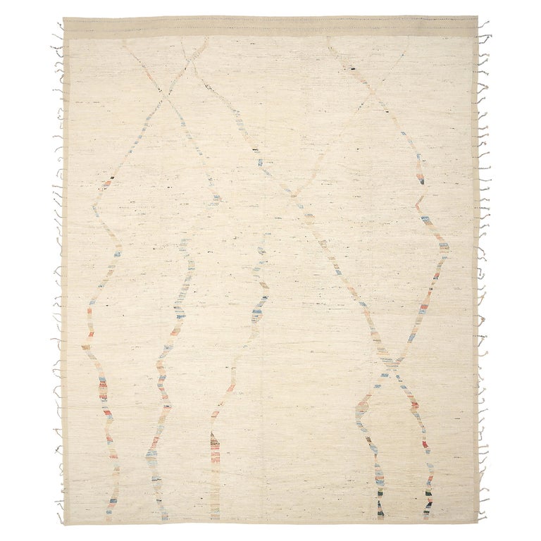 Nazmiyal Collection Cream Modern Distressed Rug. 13 ft 9 in x 16 ft 5 ...
