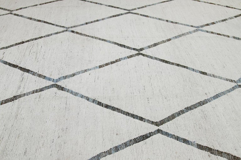 Nazmiyal Collection Soft Grey Modern Moroccan Style Rug 9 ft 7 in x 11 ...