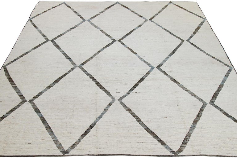 Nazmiyal Collection Soft Grey Modern Moroccan Style Rug 9 ft 7 in x 11 ...