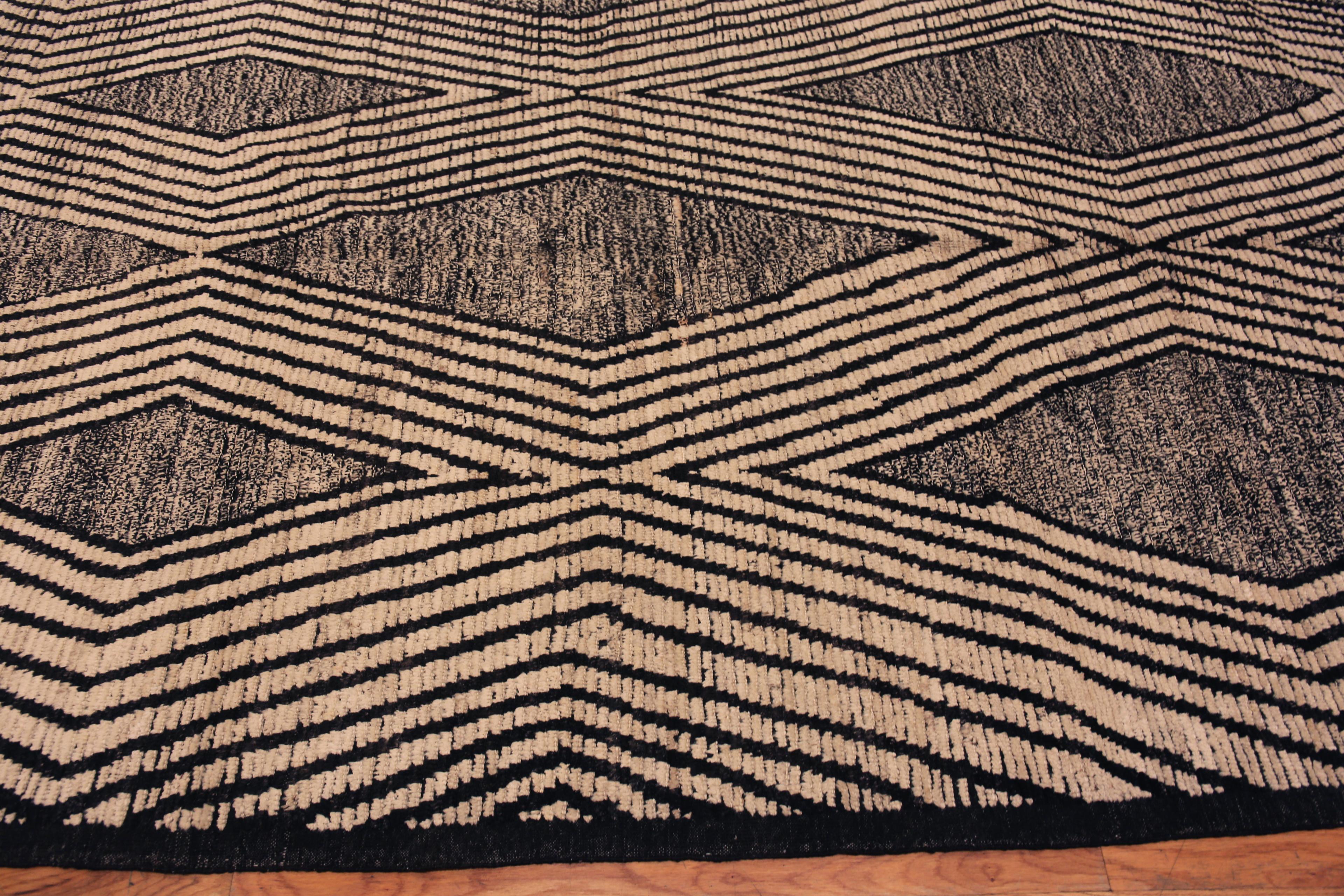 Nazmiyal Collection Tribal Geometric Pattern Modern Room Size Rug 9'4 ...