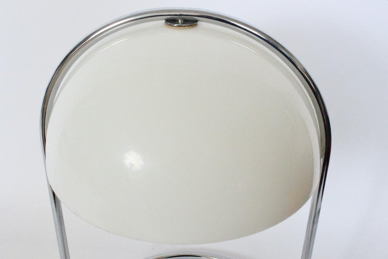 Neal Small Mushroom "Miri" Lamp with Dome Shade, 1970's For Sale at 1stDibs