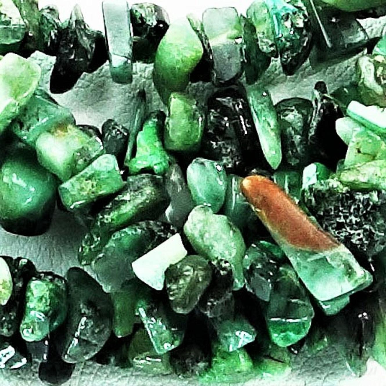 Gemjunky Necklace of Three Continuous Circles of Emerald Chips at ...