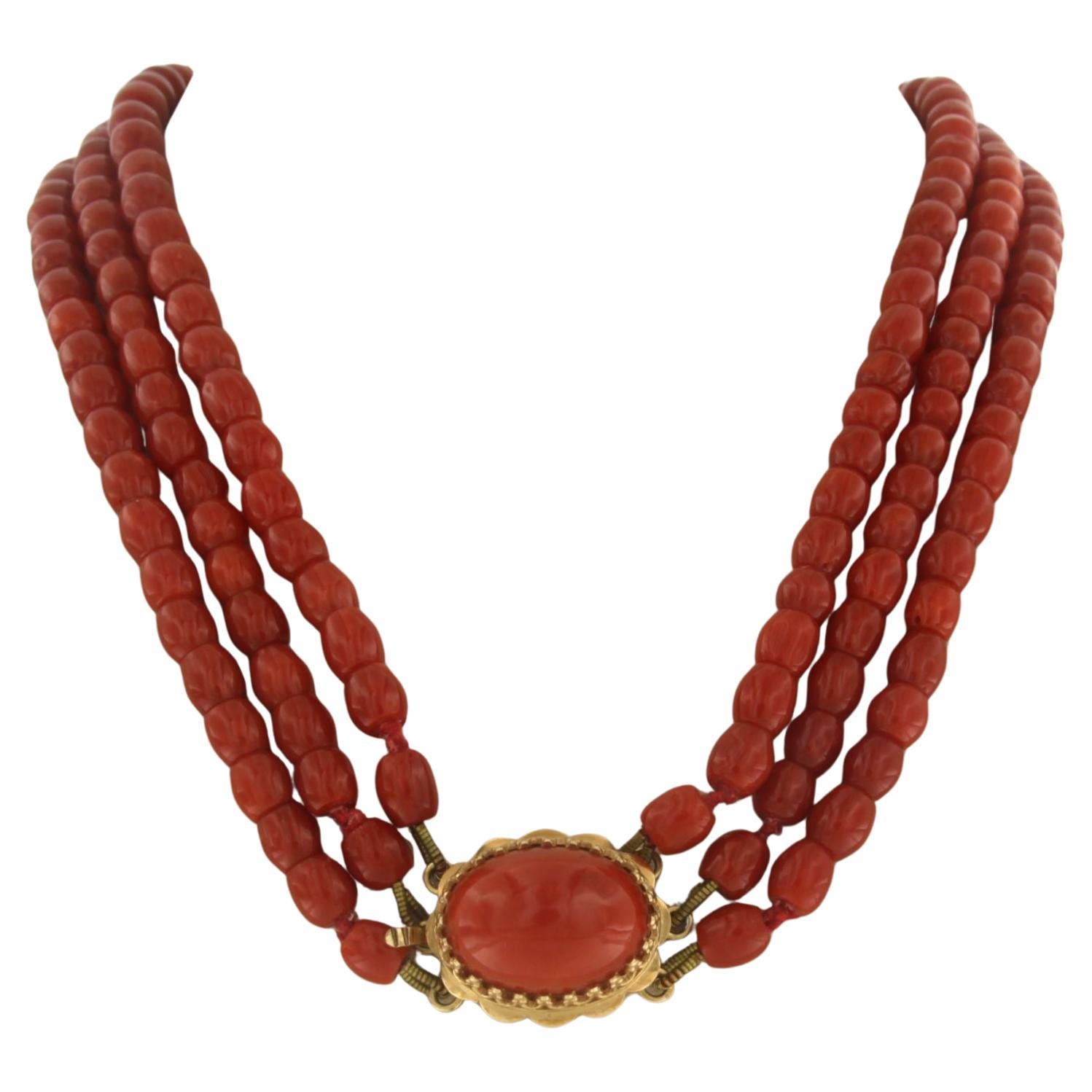 Pearl Necklace and gold lock with diamonds 18k yellow gold For Sale at ...