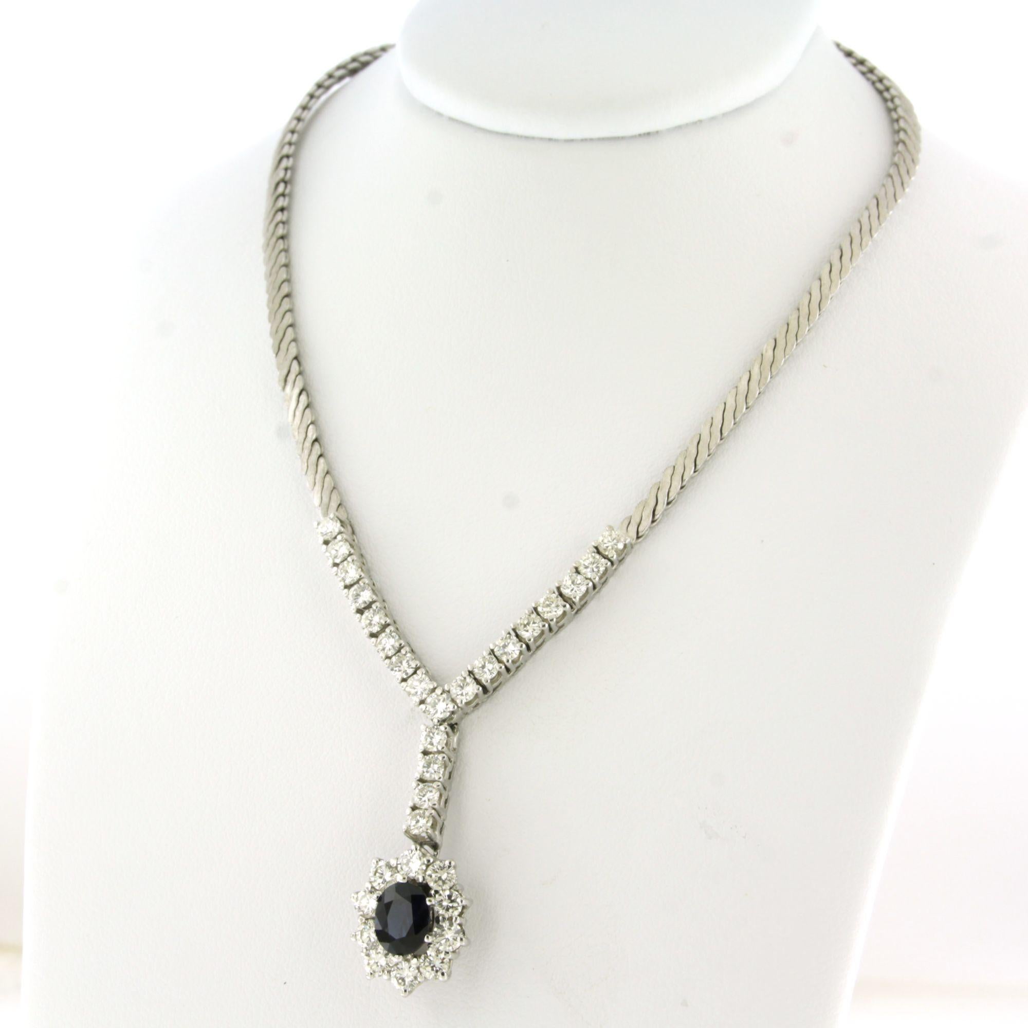 Necklace with sapphire and brilliant cut diamonds up to 3.00ct 18k gold ...