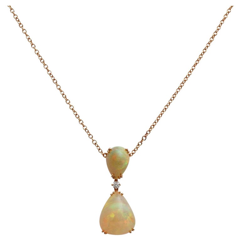 Necklace with two very fine opals, one diamond. For Sale at 1stDibs