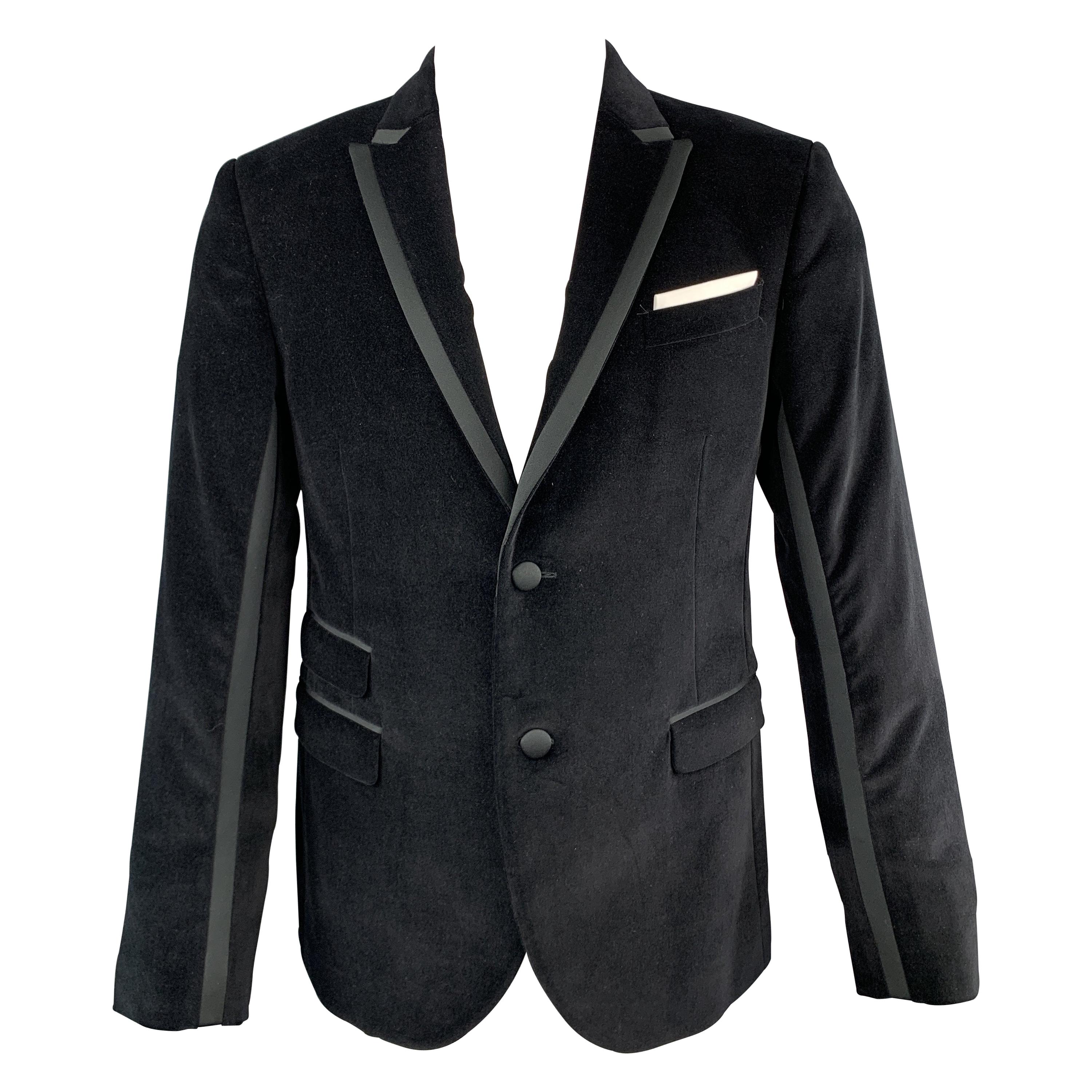 NEIL BARRETT Size 38 Black Solid Velvet Peak Lapel Sport Coat at 1stDibs
