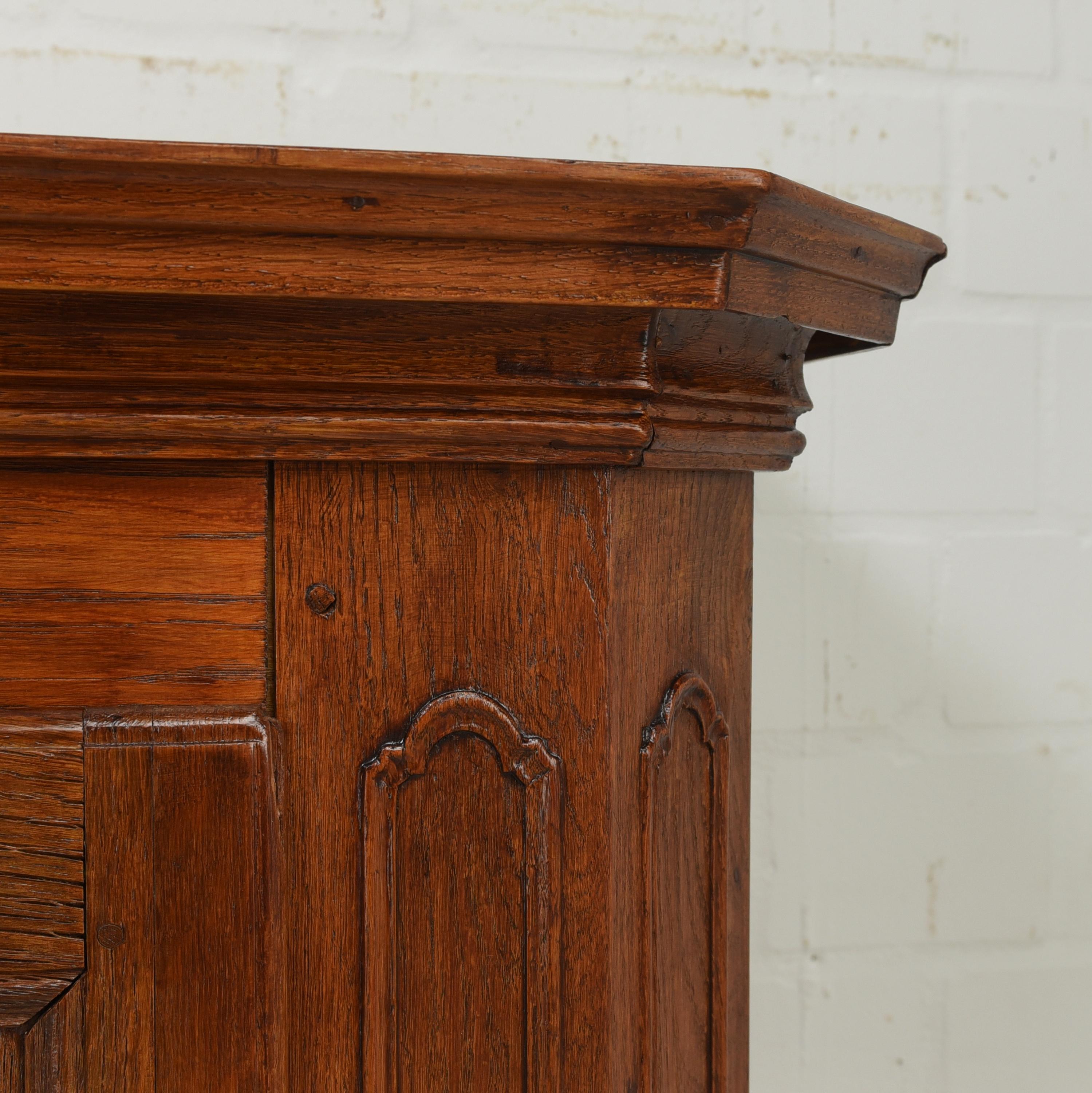 Neo-Baroque Vertiko Small Cabinet in Solid Oak, 1920 For Sale at 1stDibs