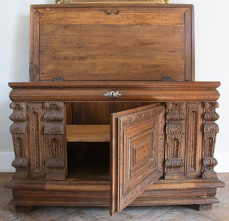 Renaissance Period Hand Carved Chest 17th Century For Sale at 1stDibs