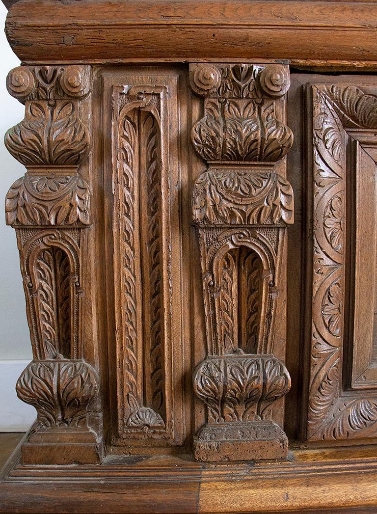 Renaissance Period Hand Carved Chest 17th Century For Sale at 1stDibs