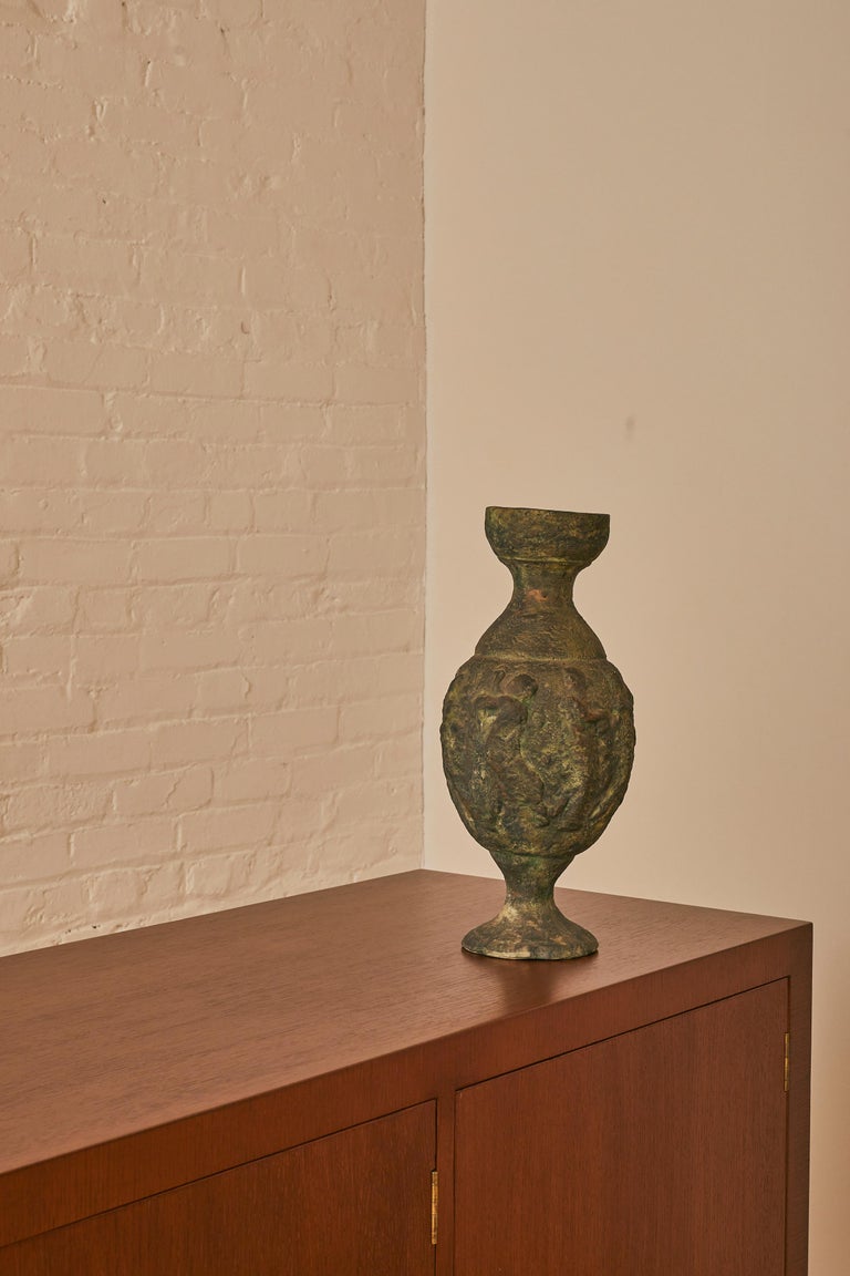 Neoclassical Italian Vase For Sale at 1stDibs