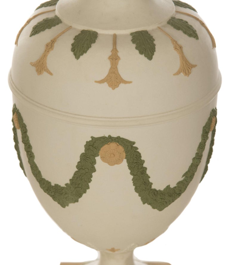 Neoclassical Style Ceramic Table Lamp with Garlands For Sale at 1stDibs ...