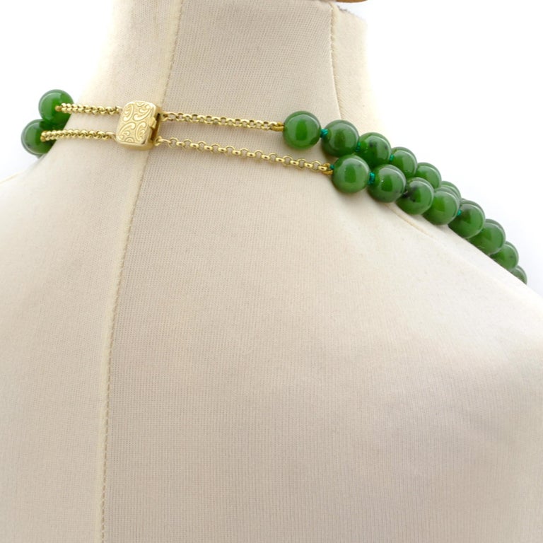 Art Deco Nephrite Jade Two-Strand Beaded Necklace For Sale at 1stDibs