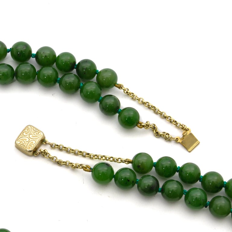 Art Deco Nephrite Jade Two-Strand Beaded Necklace For Sale at 1stDibs