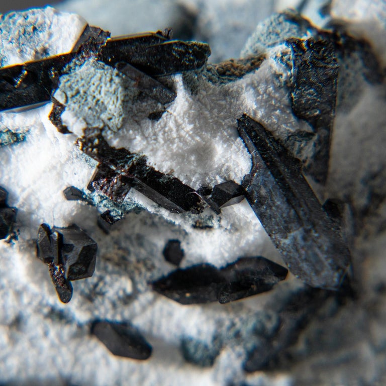 Neptunite on Natrolite from Benitoite Gem Mine, San Benito County ...