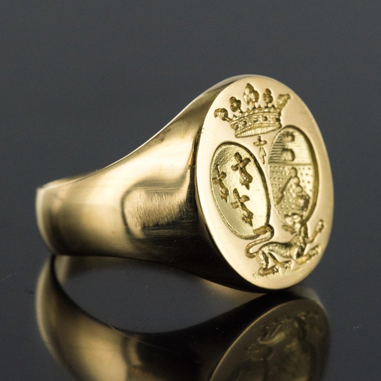18 Karat Yellow Gold Men's Modern Signet Ring at 1stDibs