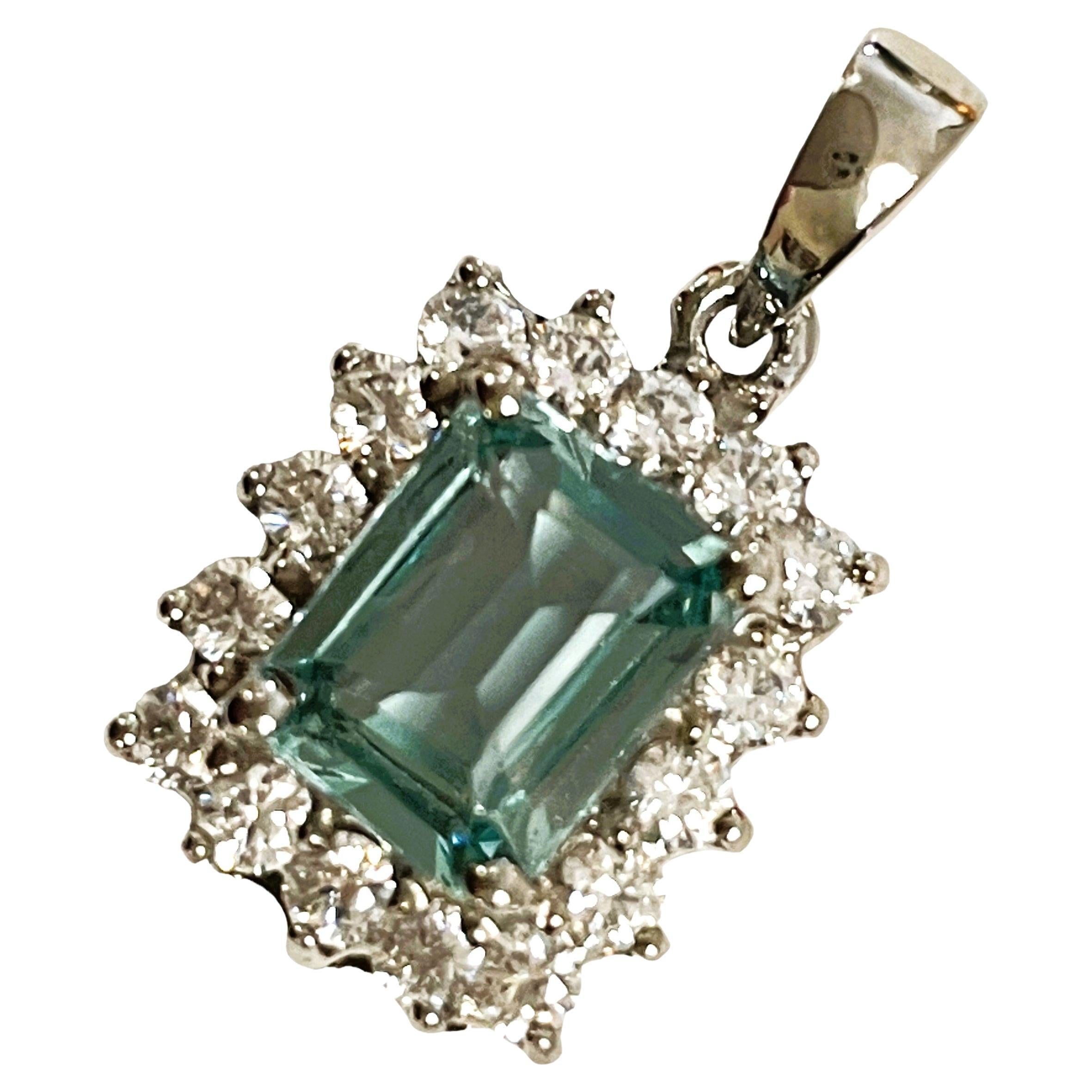 Certified Natural Emerald Diamond Pendant Hallmark 18K Gold Pendant For ...