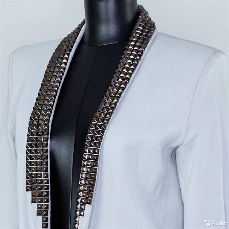 NEW BALMAIN WHITE JACKET w/SPIKES 42 - L For Sale at 1stDibs