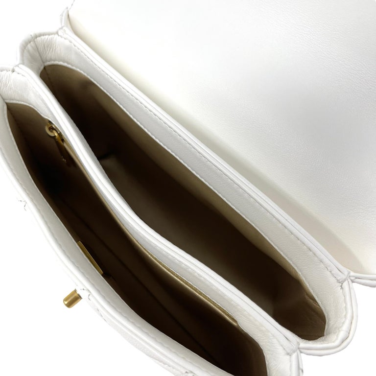 NEW Chanel White Small Flap Bag Quilted Leather Crossbody Bag For Sale ...