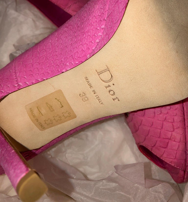 UNWORN Christian Dior Hot Pink Exotic Peep Toe High Heels Sandals Logo ...