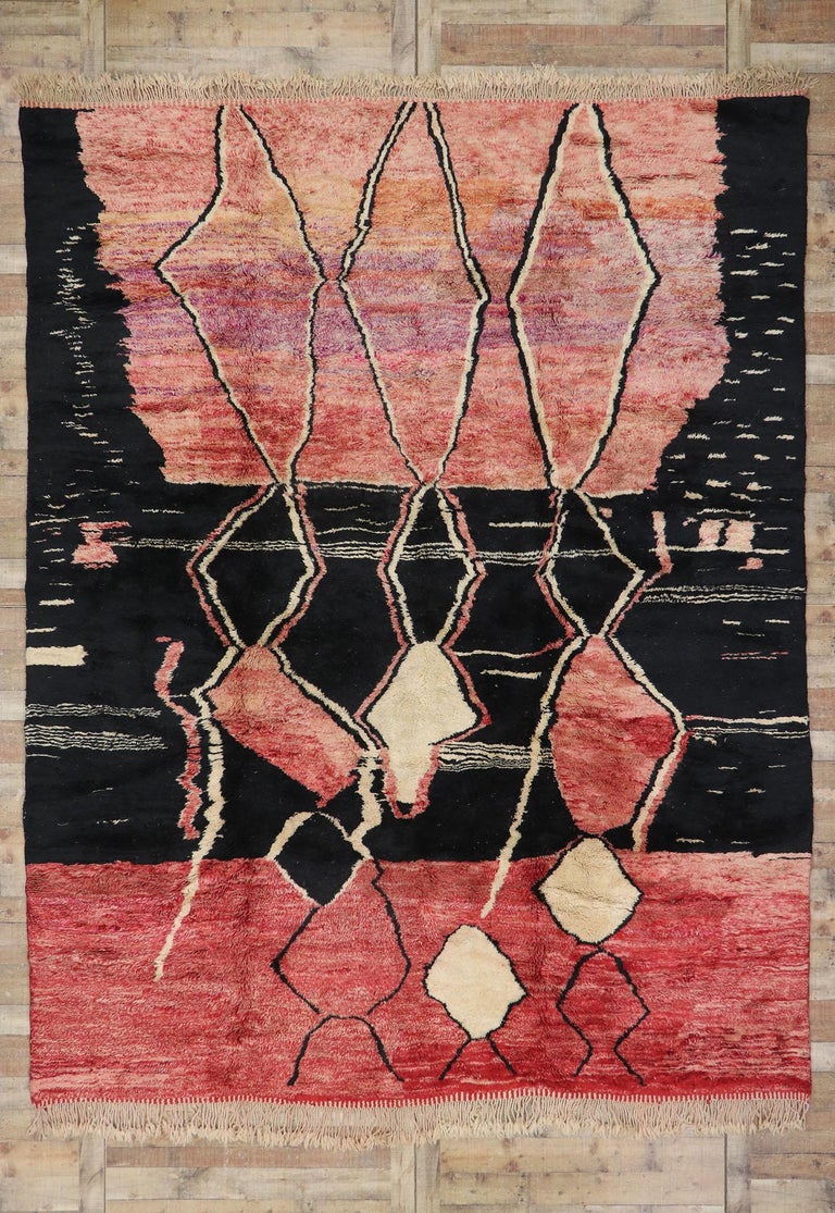 New Contemporary Berber Moroccan Rug with Tribal Style For Sale at 1stDibs