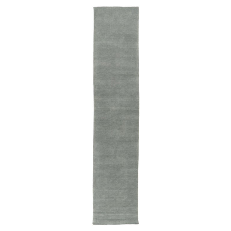 New Contemporary Grey Hallway Runner with Modern Style For Sale at 1stDibs