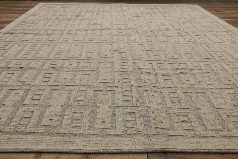 New Contemporary High-Low Geometric Area Rug with Modern Style For Sale ...