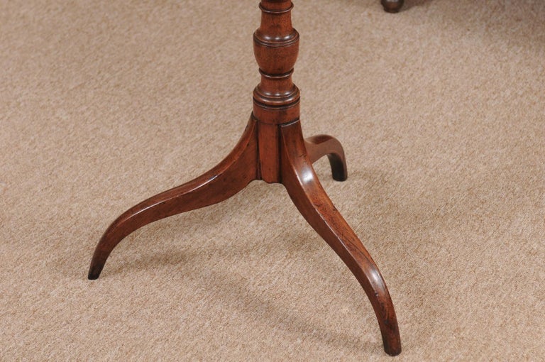 New England Federal Candle Stand Table in Walnut, Early 19th Century at ...