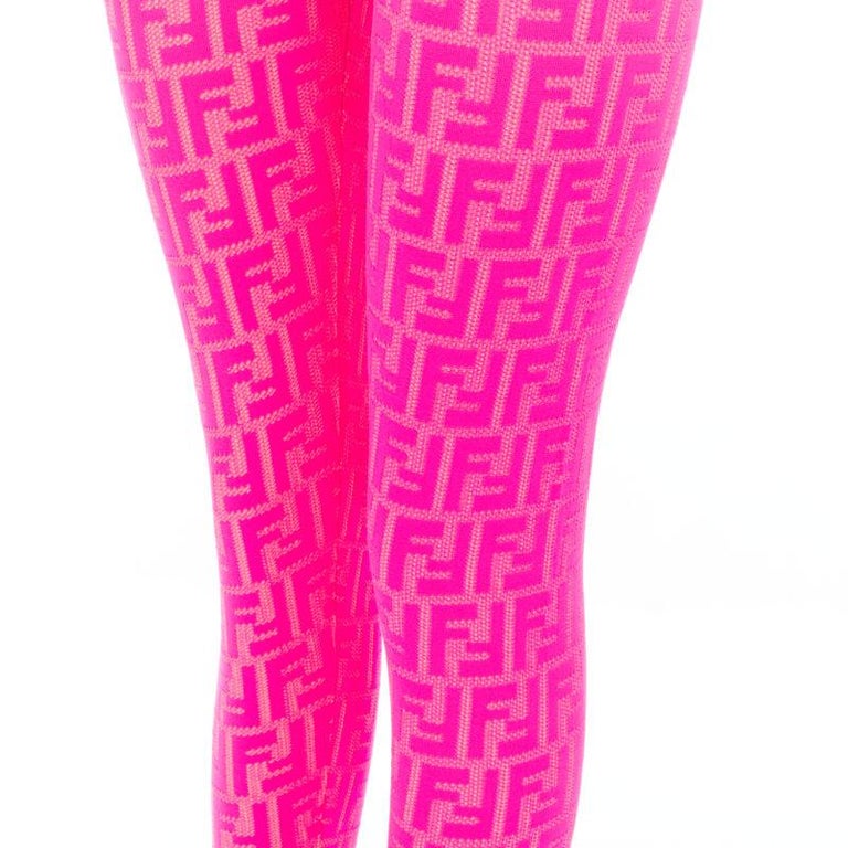new FENDI NICKI MINAJ PRINTS ON Runway neon pink FF Zucca leggings IT42 ...