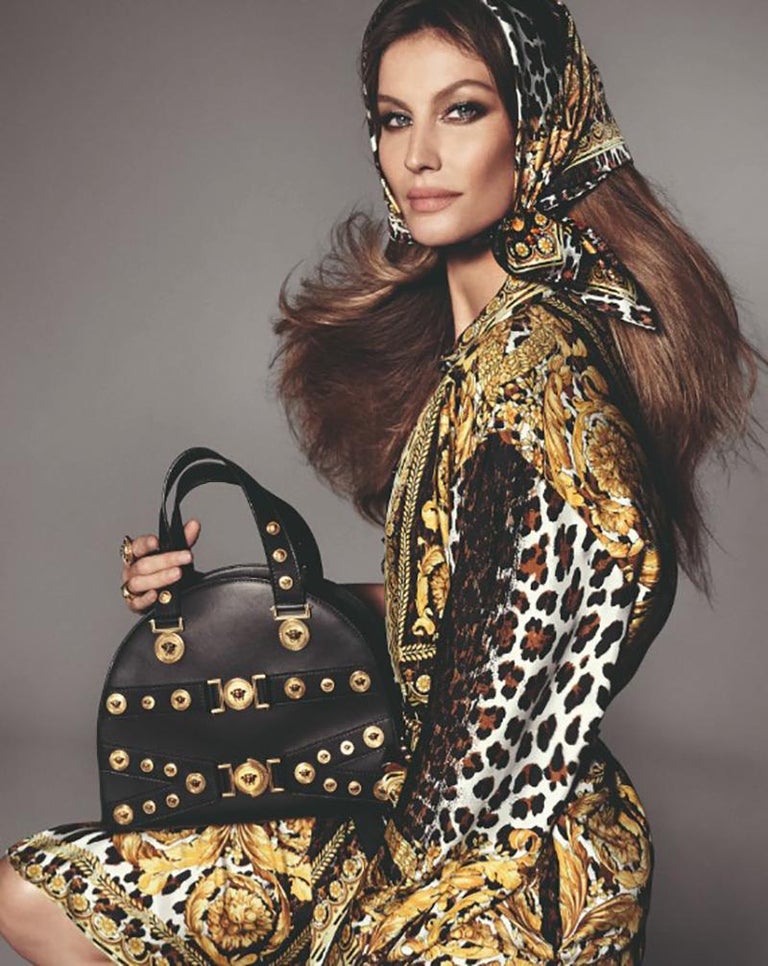 New GIANNI VERSACE TRIBUTE BLUE LEATHER MEDALLION HANDBAG at 1stDibs