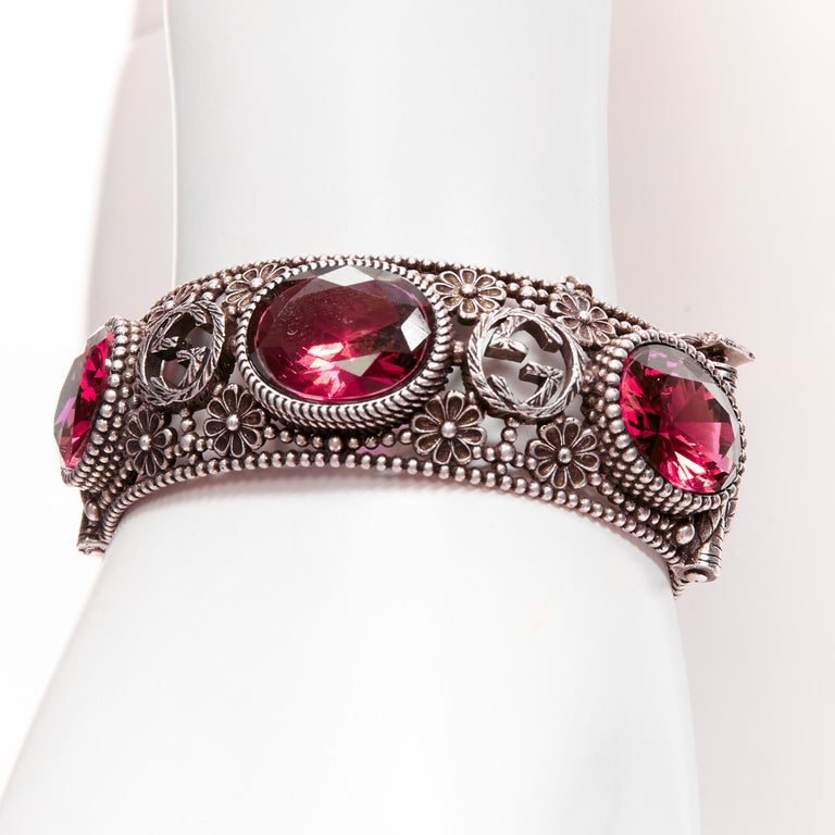 new GUCCI Alessandro Michele GG logo red crystal antique silver bangle ...