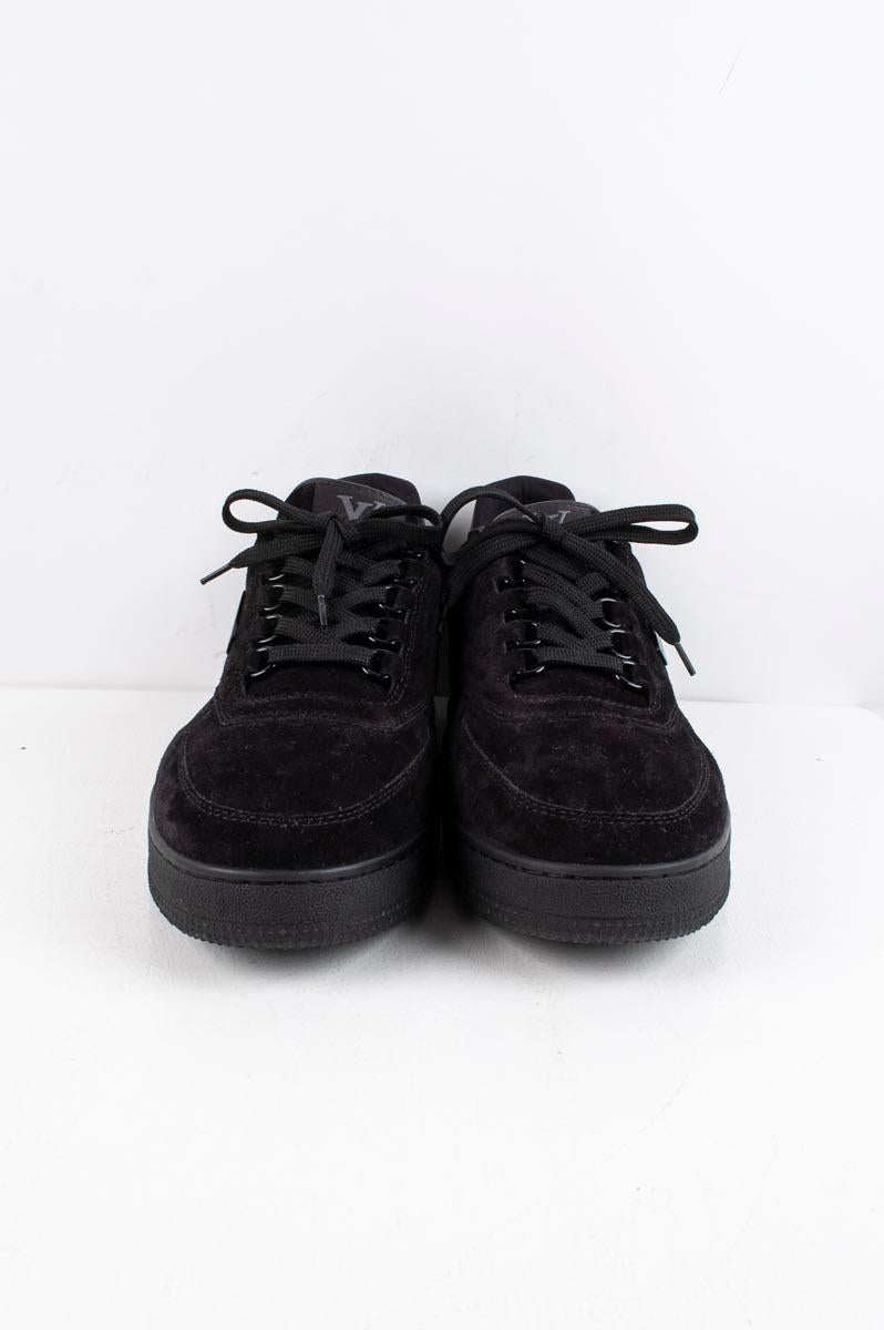 New Louis Vuitton Suede Leather Low Top Sneakers Shoes UK9.5, US10, EU43, S217 For Sale at 1stDibs