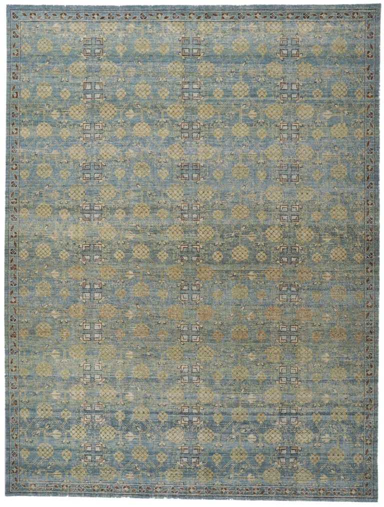 New Modern Distressed Rug with Vintage Style For Sale at 1stDibs