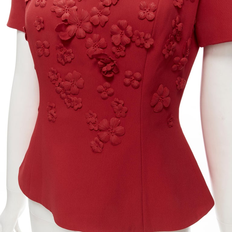 new OSCAR DE LA RENTA red viscose 3D flower petal applique peplum top ...