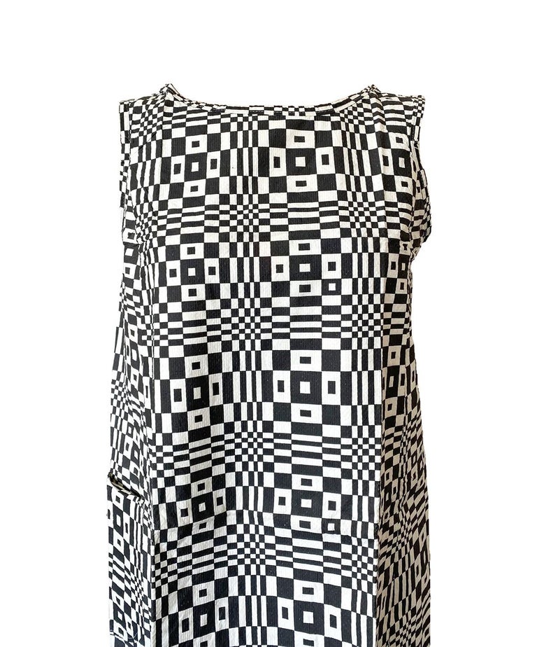 New Sealed Scott Paper Caper Black and White Op Art Paper Dress – S ...