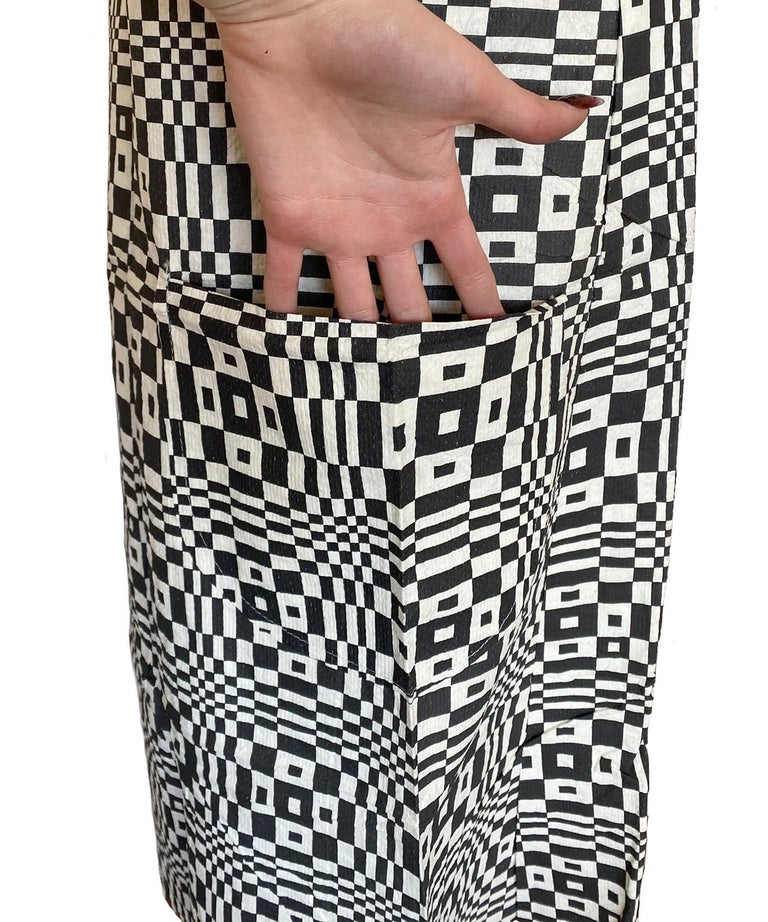 New Sealed Scott Paper Caper Black and White Op Art Paper Dress – S ...