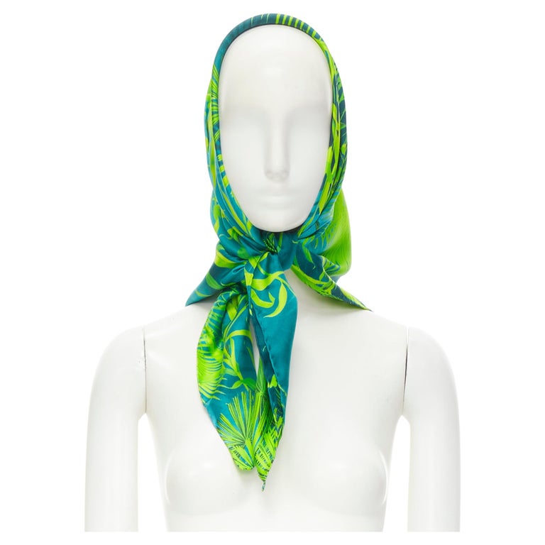 new VERSACE 100% silk 2020 Iconic green Jungle 90cm square scarf ...
