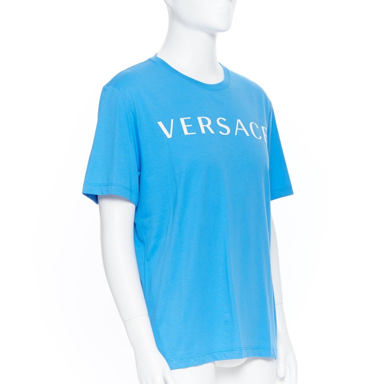 new VERSACE 2018 blue vintage 90's logo front Medusa print slogan t ...