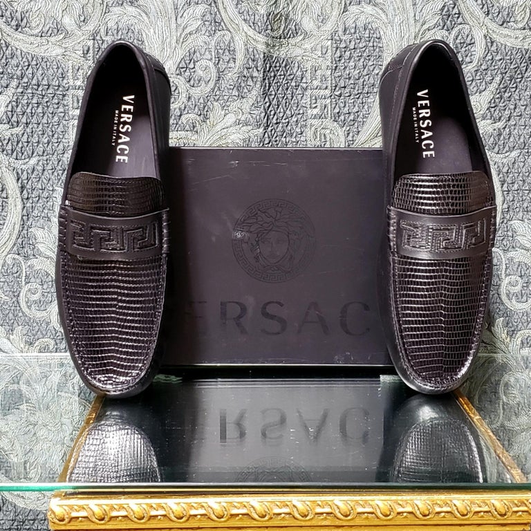 New VERSACE BLACK SNAKE PRINT LEATHER GREEK KEY PATTERN 42 - 9 For Sale ...