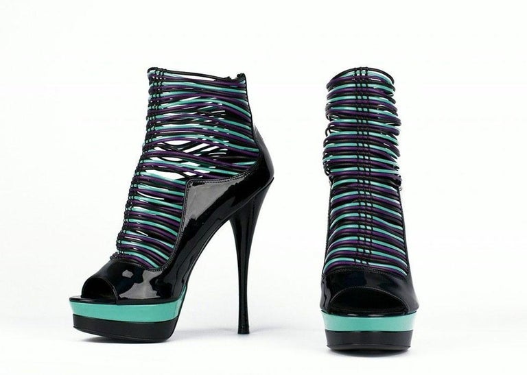 New VERSACE Cage Patent Leather Open Toe Platform Ankle Boots Sz 40 ...