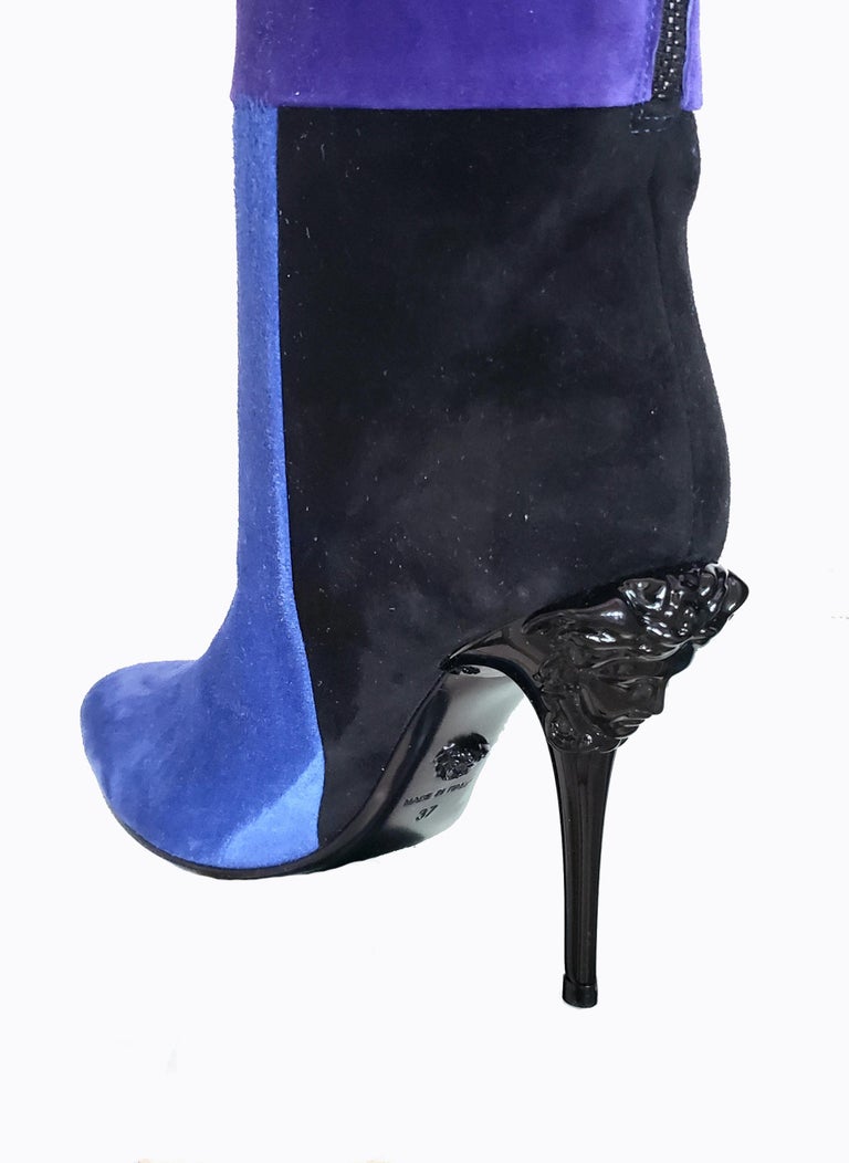 New VERSACE COLOR BLOCK BLUE SUEDE PALAZZO BOOTS 37 - 7 For Sale at 1stDibs